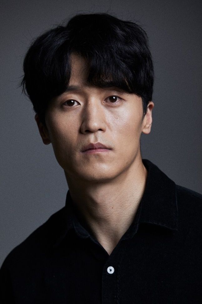 Shim Woo-Sung (1984) - AsianWiki