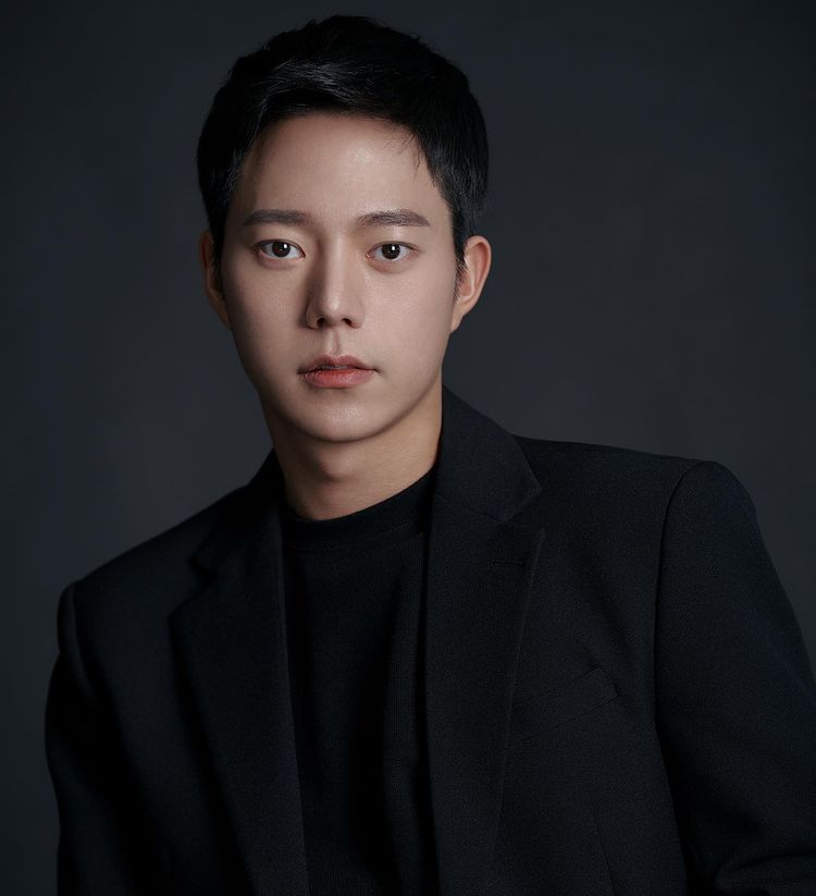 Yoon Sung-Hyuk (1994) - AsianWiki